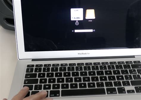 Install Windows Natively On Your Mac Without Parallels Or BootCamp Assistant Jensd S I O Buffer