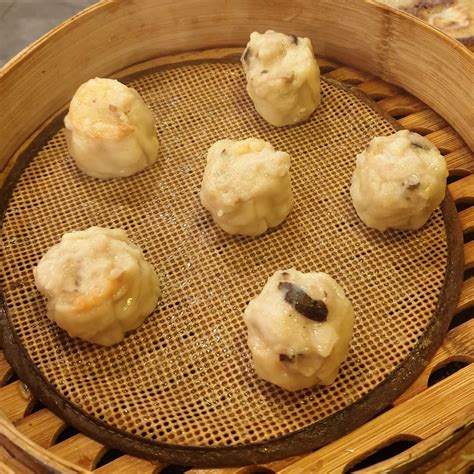 촉촉하고 진한 육즙의 매력 중국만두 신상 맛집 5곳 식신