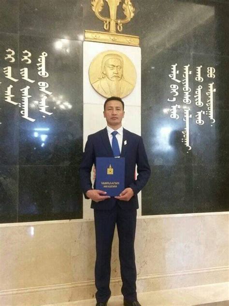 Дербес БАЯР ХҮРГЭЕ Орчин цагийн цагдаагийн байгууллага үүсэж хөгжсөний 104 жилийн ойн баярыг