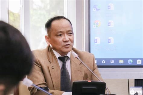 Г Эрдэнэбат Социализмын үе шиг хүн дуудах эрхийг мөрдөгчид өгч болохгүй