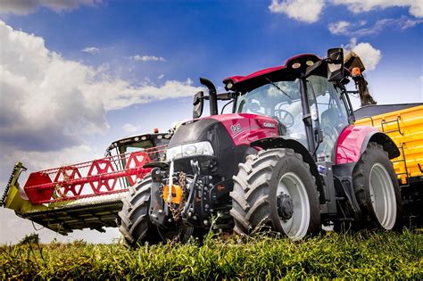 3000 Free Tractor And Agriculture Images Pixabay