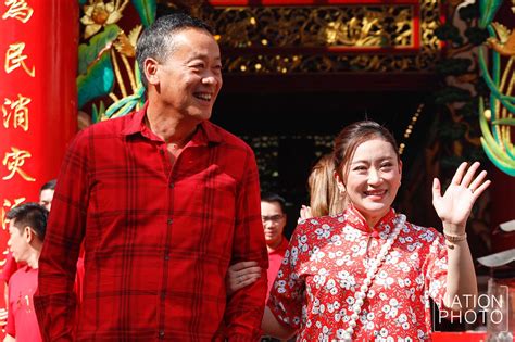 “อุ๊งอิ๊ง เศรษฐา” ไหว้เจ้ารับตรุษจีน ยังกั๊กประกาศเปิดตัวแคนดิเดตนายกฯ