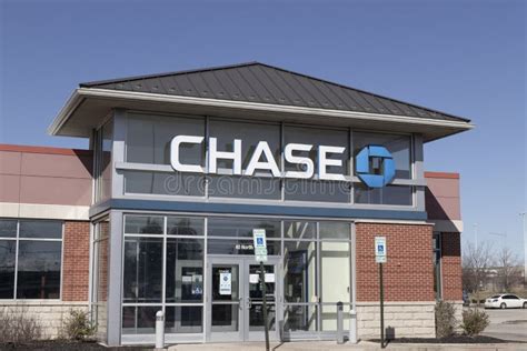 Chase Bank Retail Location Chase Is The Consumer And Commercial
