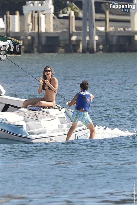 Gisele Bundchen Nude The Fappening Photo Fappeningbook