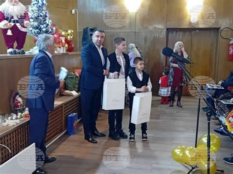 Връчиха наградите на победителите в деветото издание на фотоконкурса „Аз раста патриот“ в Смолян