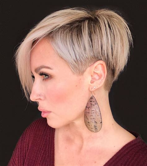 27 Asymmetrical Pixie Cut Ideas That Make A Statement