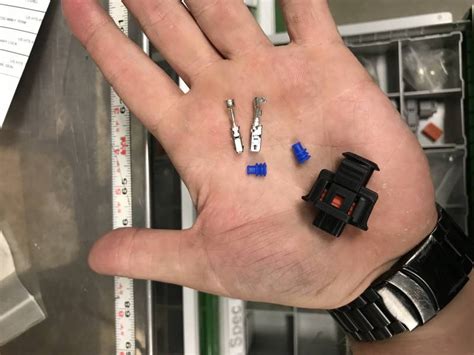 L P Injector Connector And Pins L P Injector Connector And Pins