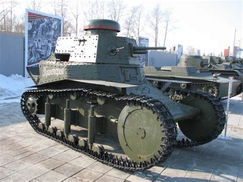 Первенцы советского танкостроения: «Рено Русский» и МС-1