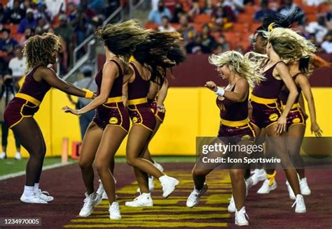 Washington Redskin Cheerleader Photos And Premium High Res Pictures