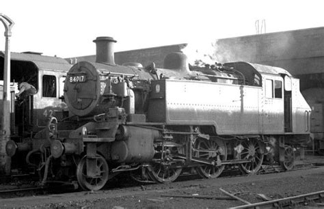 Br Standard Class 2 2 6 0 Steam Trains Uk Train Steam Trains