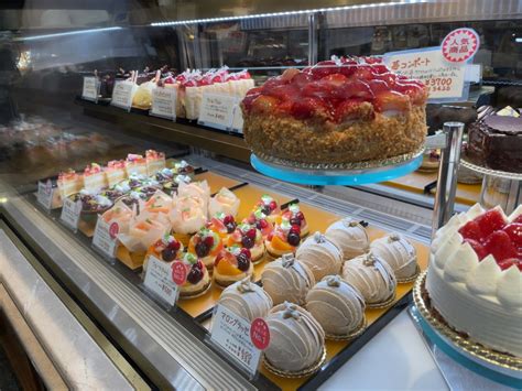 岡山の有名ケーキ店「モーツァルト」洋菓子店 岡山県観光地を応援！ ぶらねた