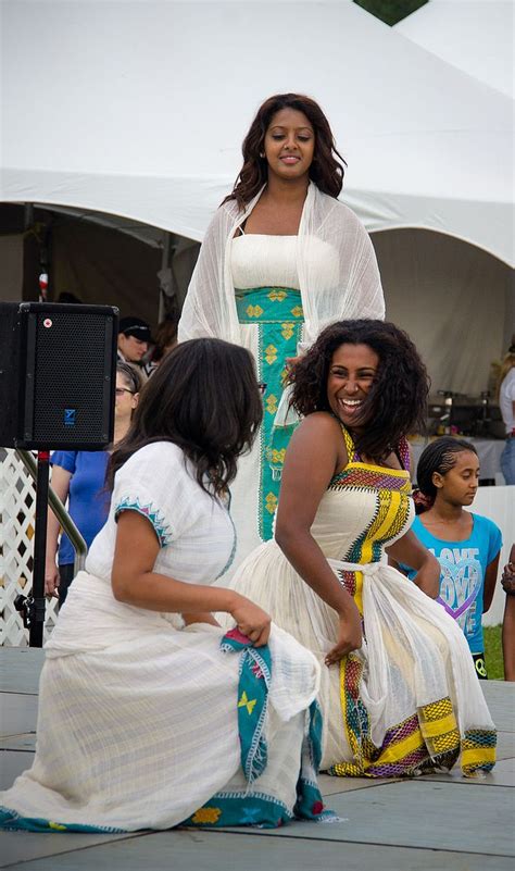 Traditional Eritrean Dance Demographics Of Eritrea Wikipedia Eritrean Eritrean Dress Women