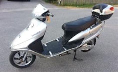 Elmoppe Säljes I Huddinge Blocket Såld Eller Borttagen