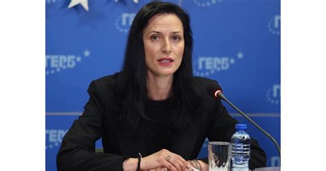 Мария Габриел От полза на държавата е да няма безвремие