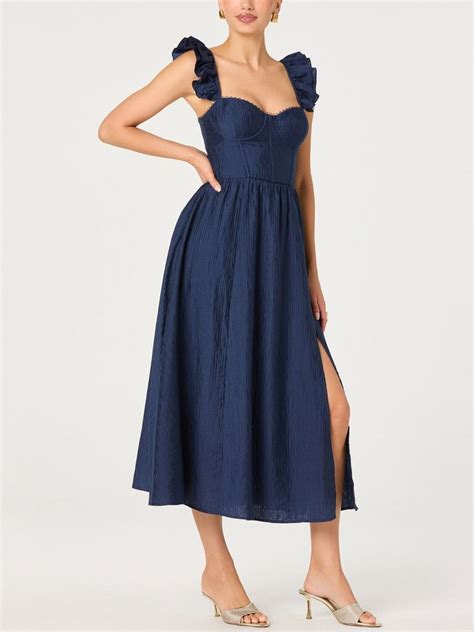 35 Best Cocktail Dresses For Wedding Guests