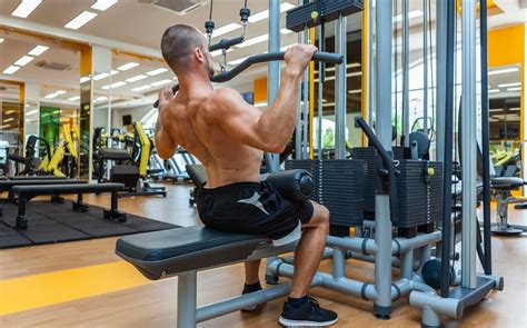 Master The Lat Pulldown Target Your Back And Biceps Effectively