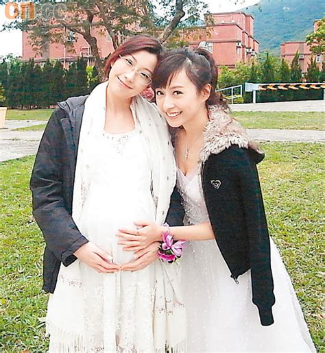 龔嘉欣變髮扮學生 太陽報