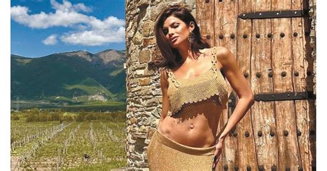 Славена Вътова СЕКСИ край лозята