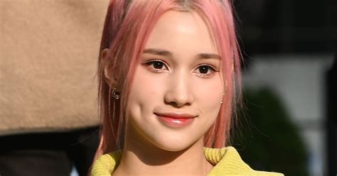 휴닝바히에 쏙 들어간 보조개[엑s Hd포토]