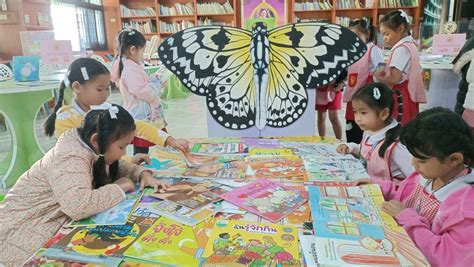 ห้องสมุด โรงเรียนเซนต์ยอแซฟนาแก Saint Joseph Nakae School Facebook