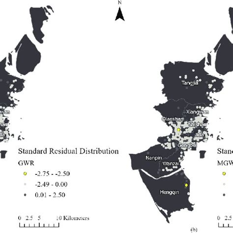 Standard Residual Distribution Of Gwr And Mgwr Models Download