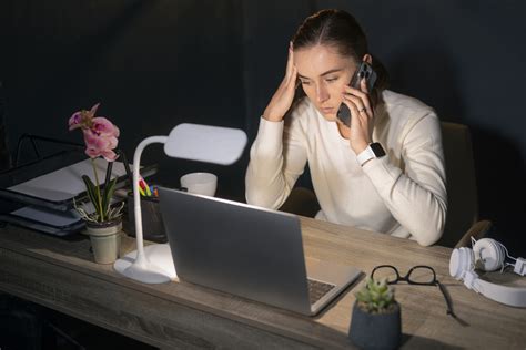 Volatile Work Schedule In Early Adulthood Linked To Poor Health Decades