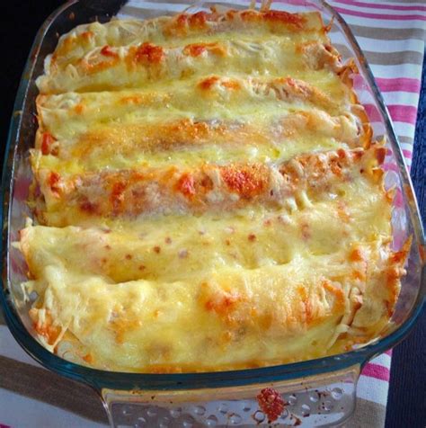 Днес на обяд в стола каква вкусотия ядох направо не е истина срам не срам даже отидох при