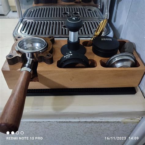 خرید و قیمت استند تمام چوب راش برای دستگاه اسپرسو این محصول سفارشی