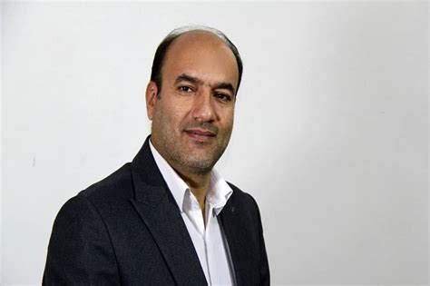 علیرضا کاظمی به‌صورت میدانی در آموزش و پرورش خدمت کرده است