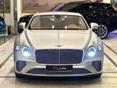 2021 بنتلي جي تي في 8 اس 2021 مستعملة لون فضي للبيع Saudi Sale سعودي سيل