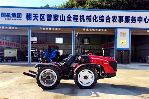 丘陵山区难耕地来看中国一拖的针对性拖拉机产品 朝天区 作业 山地