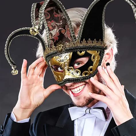 Masculine Masquerade Attire A Guide For Men Shunvogue