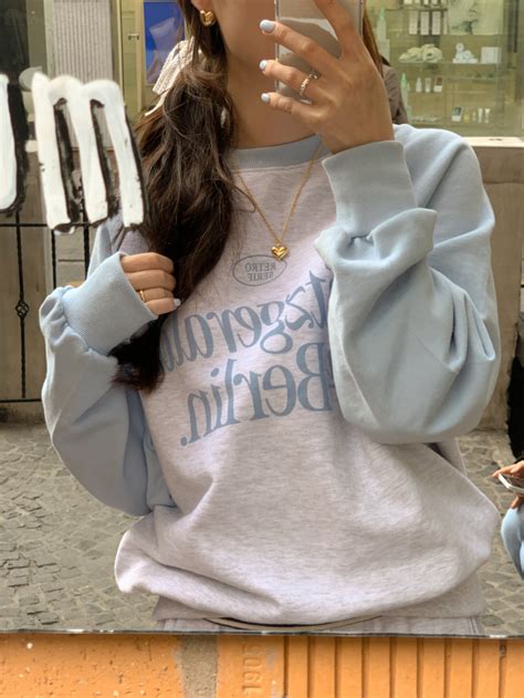 어베인 [40 Sale] 스톤 나그랑 오버핏 여성 맨투맨 2c