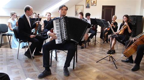 В Новиков Концертные вариации на тему песни М Блантера Черноглазая казачка Youtube