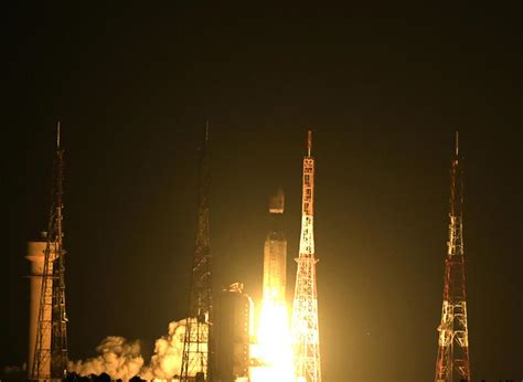 Isro Successfully Launches 36 Satellites In Its Heaviest Rocket From Sriharikota The Hindu