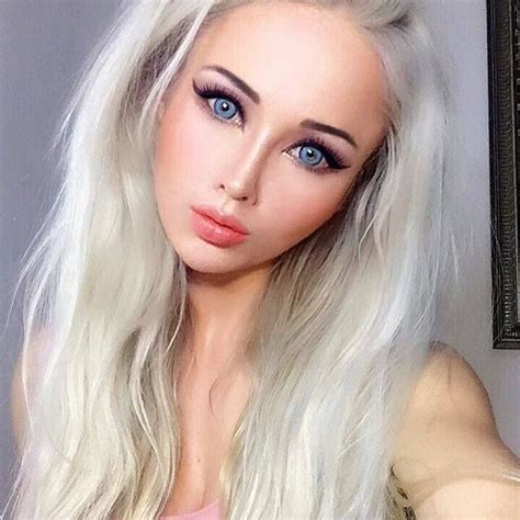 Cine Este Valeria Lukyanova Barbie De Ucraina și Cum Arăta înainte