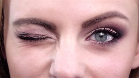 Eye Blink Rate And Digital Eye Strain Screen Use Reduces Natural Blinking