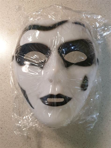 Разные маски для театра — купить по низкой цене на Яндекс Маркете