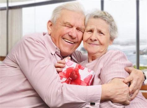 Какие льготы и выплаты положены после 80 лет