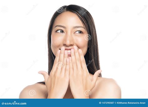 Mujer Asi Tica Joven Hermosa Con La Piel Fresca Limpia Imagen De