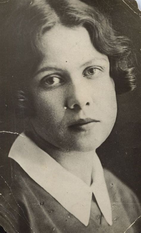 Фото Портрет Зинаиды Ивановны Волхонской 1920 е Владимирская губ г Муром История России