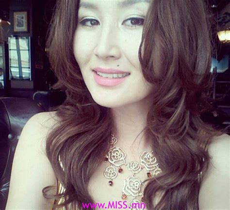 Жүжигчин АТуяа нүцгэн зураг дэлгэгджээ Missmn