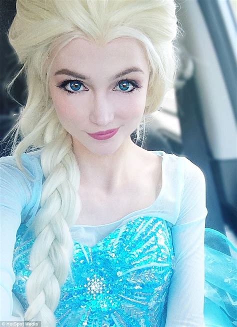 长了张迪斯尼画风公主脸的妹纸，果然穿啥都是公主啊啊啊 英国那些事儿