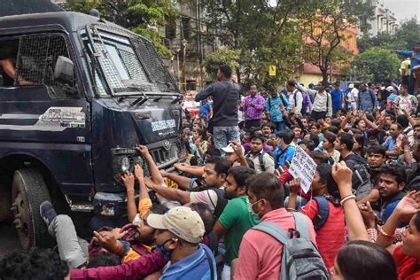Tet Agitation Tet Agitation Near Rabindra Sadan Metro And Exide