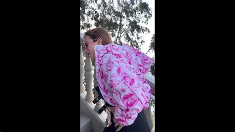 Katty Blake Is Discovered By Tourists Having Sex In The Piedra Del Penol Guatape Antioquia Col