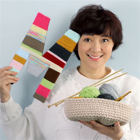 Crochet Hook Sizes With Conversion Chart • Made From Yarn