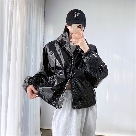 드미엘 세상힙함강추최저가 남녀공용 에나멜 글로시 유광 바람막이 후드 자켓 3color 비닐 점퍼 투웨이 집업