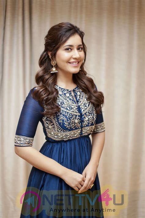 Actress Raashi Khanna Cute Pics 603458 Galleries And Hd Images