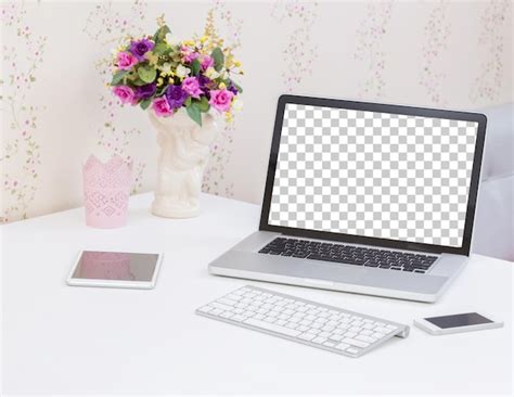 Premium PSD Mock Up Screen Laptop Computer