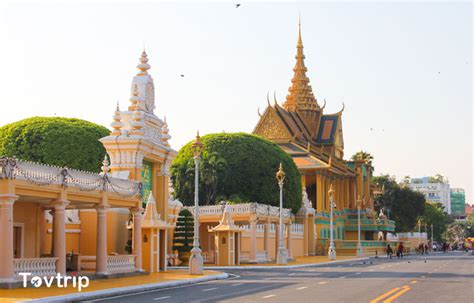 ព្រះបរមរាជវាំង Royal Palace Tovtrip
